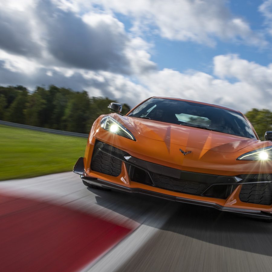 Free Corvette Wallpapers for Your Computer & Smartphone