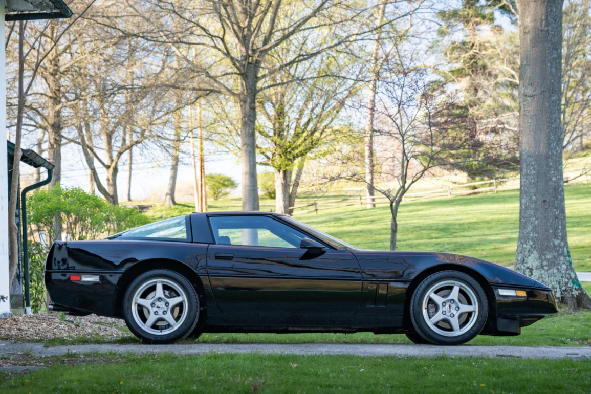 Corvette Of The Day: 1990 Callaway SuperNatural 475 Chevrolet Corvette ZR-1
