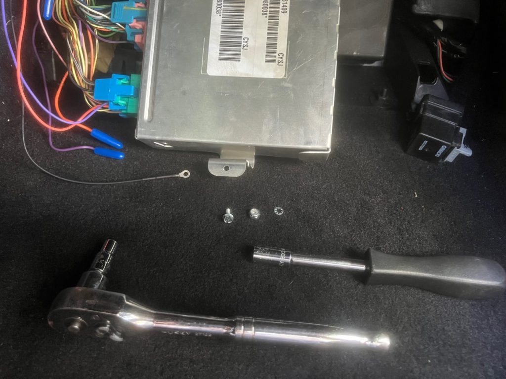 Guide: "Pull Key, Wait 10 Sec" Service Column Lock Issue And Fix