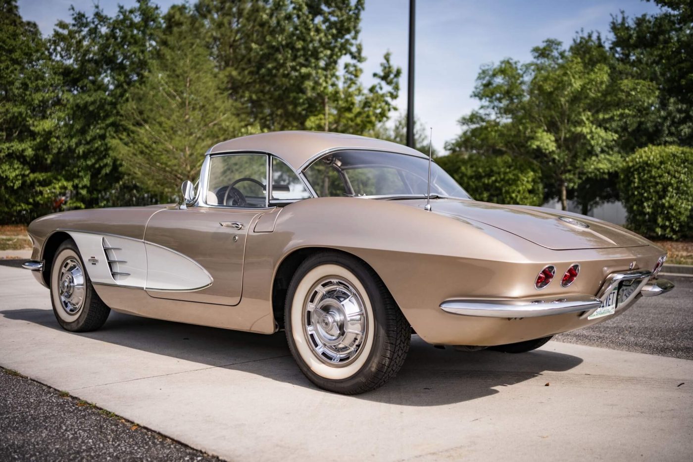 FOR SALE: 1961 Chevrolet Corvette