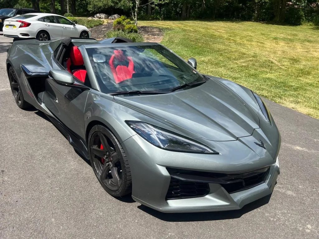 Two Hypersonic Gray Metallic 2023 Chevrolet Corvette Z06 Up For Grabs ...