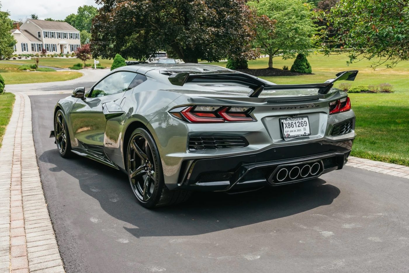 Two Hypersonic Gray Metallic 2023 Chevrolet Corvette Z06 Up For Grabs ...