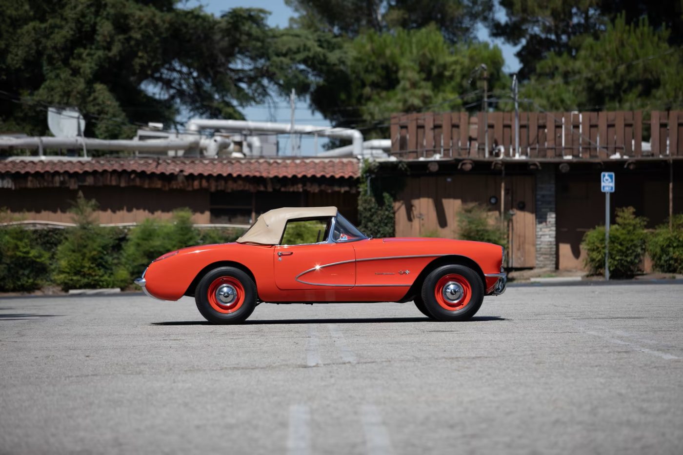 FOR SALE: 1957 Chevrolet Corvette Big Brake Airbox
