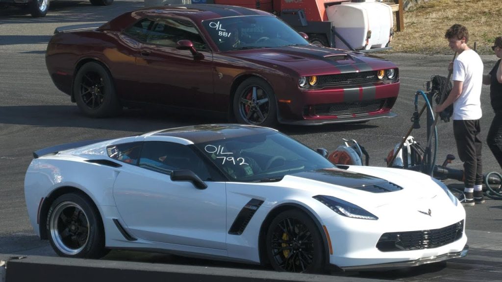 2016 C7 Chevrolet Corvette Z06 Beats A BMW & Dodge Challenger Hellcat ...