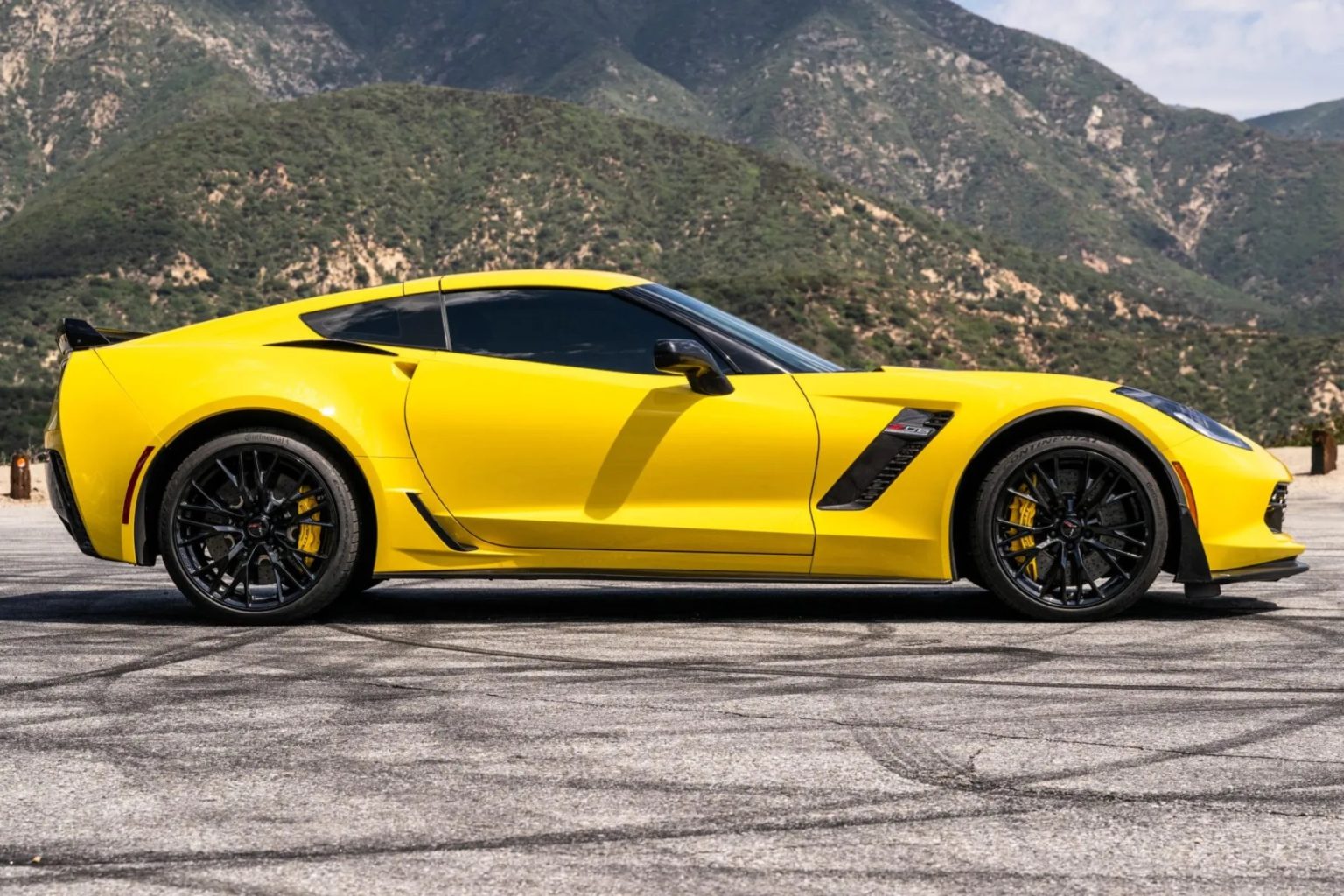 Corvette Of The Day: 2016 Chevrolet Corvette Z06 C7.R Edition