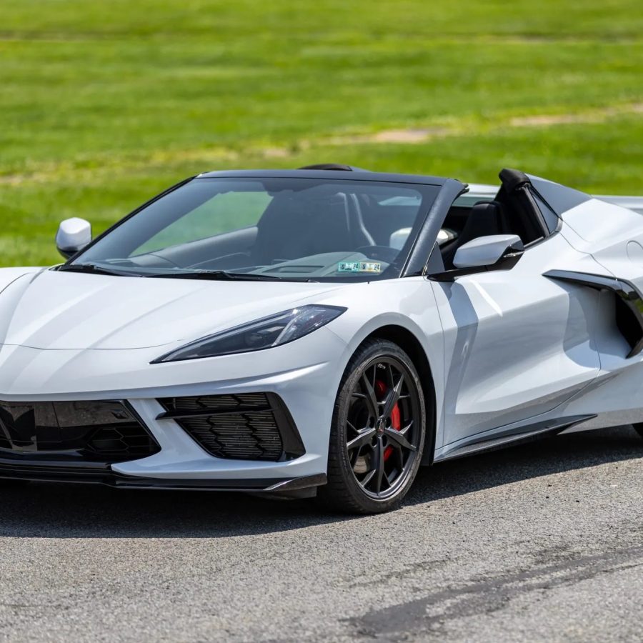 A Closer Look At Corvette C8 Stingray R