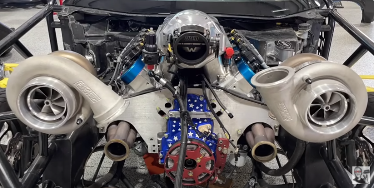 [1/4 Mile Racing] Meet Leroy, The First Stick-Shift Corvette In The 6s ...