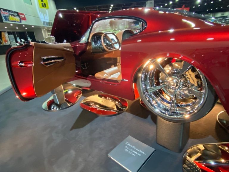 12-Cylinder Kindig Creation Wins Coveted Ridler Award And Has Internet ...