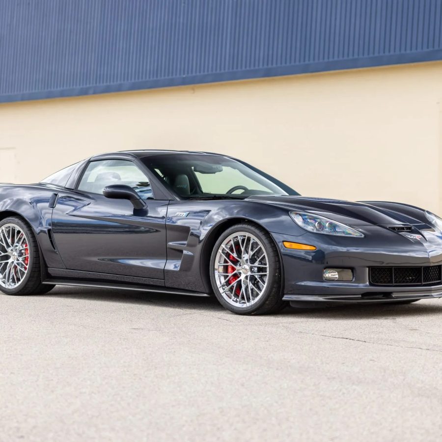 Beautiful 1963 Corvette Split-Window Restomod!