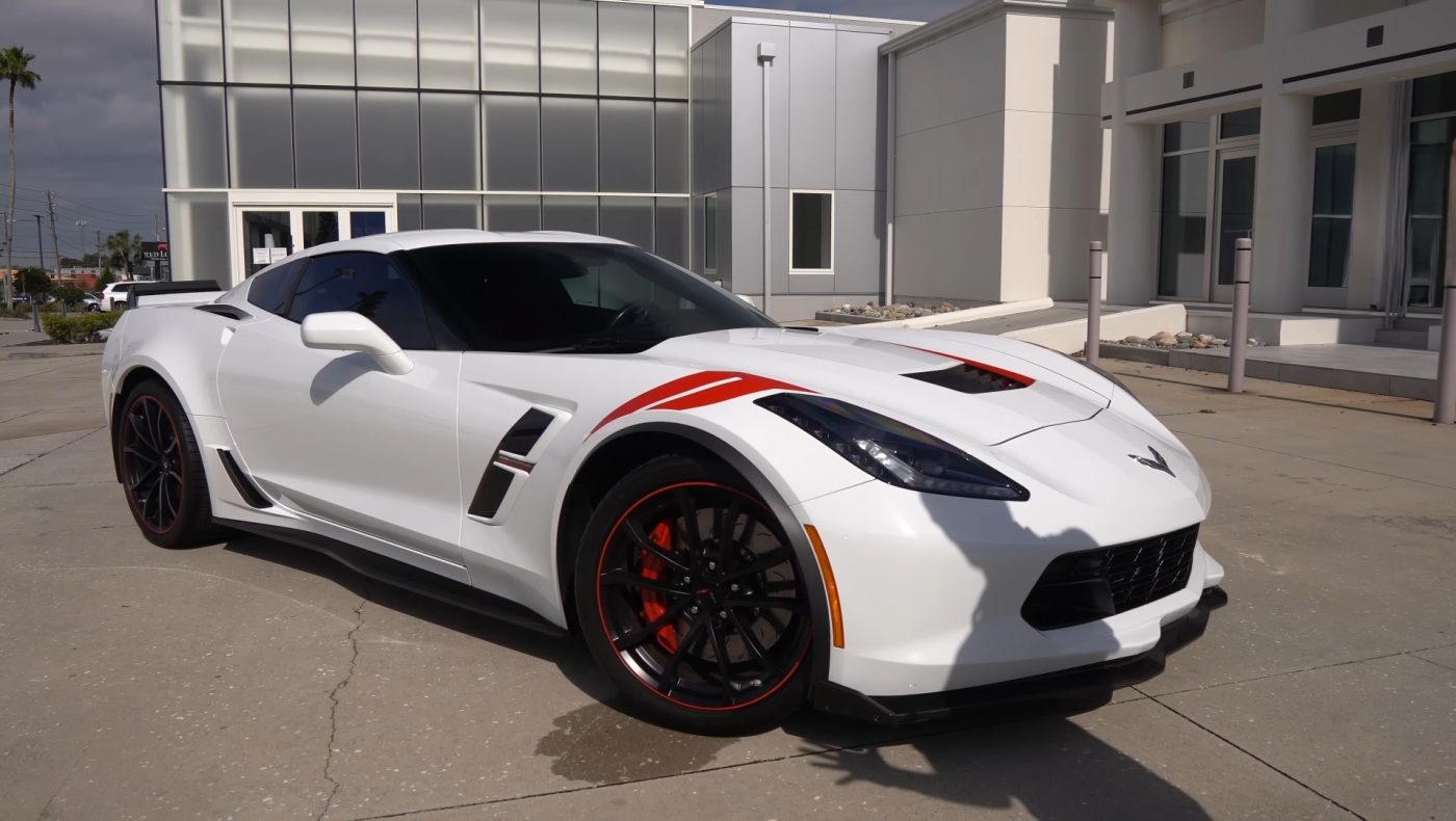 2017 Chevrolet Corvette Grand Sport: Classic Design, Modern Muscle