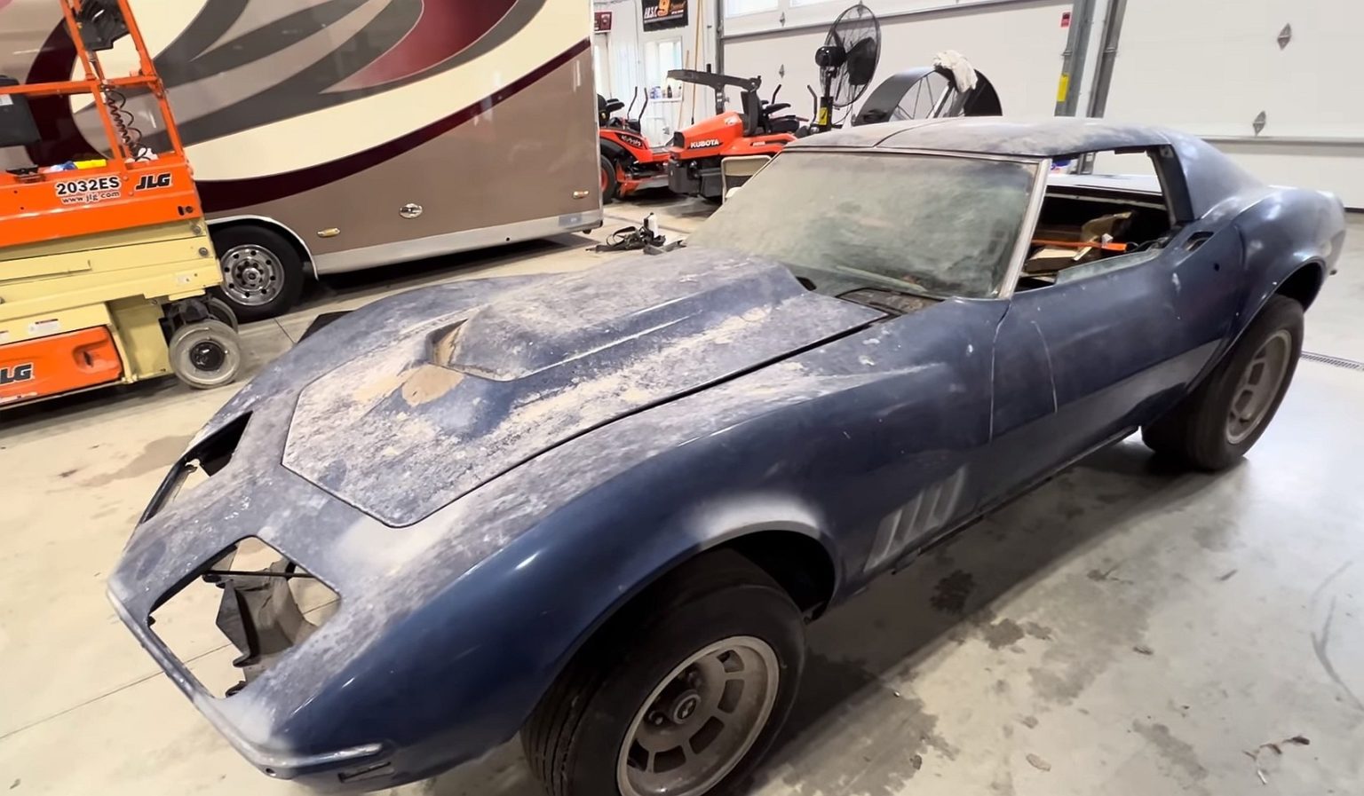 10 Memorable Corvette Barn Finds