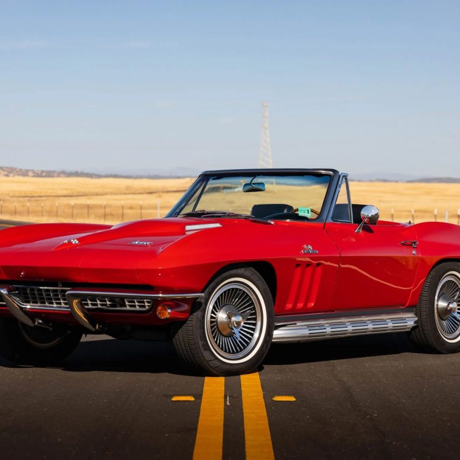 Chartreuse 1977 Chevrolet Corvette