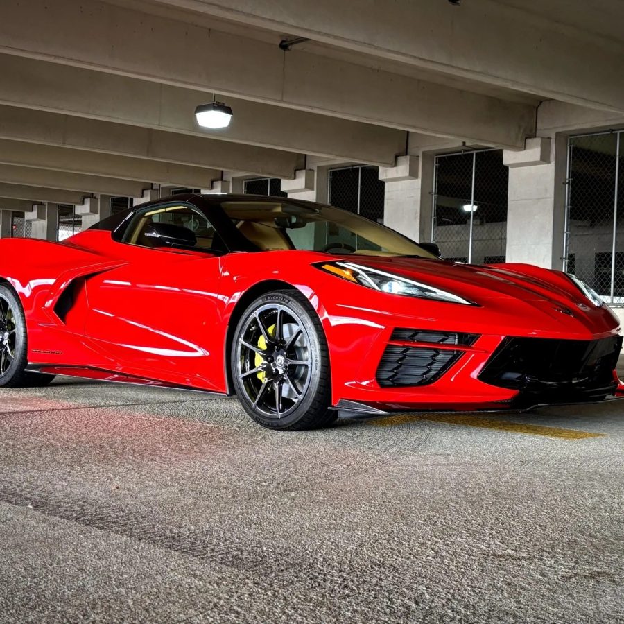 A Closer Look At Corvette C8 Stingray R