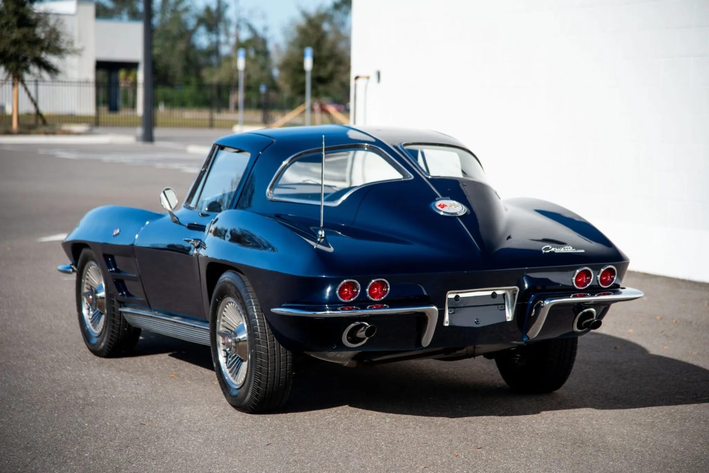FOR SALE: 1963 Chevrolet Corvette Split-Window Coupe 327/300