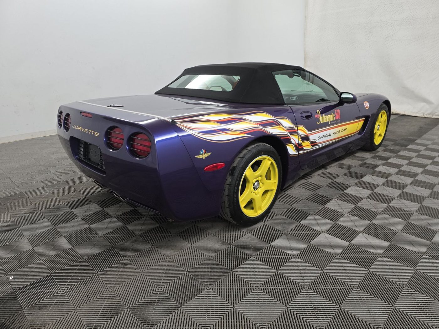 Corvette Wholesale Market Report: An E-Ray, High-Mileage C7, & C5 Pace ...