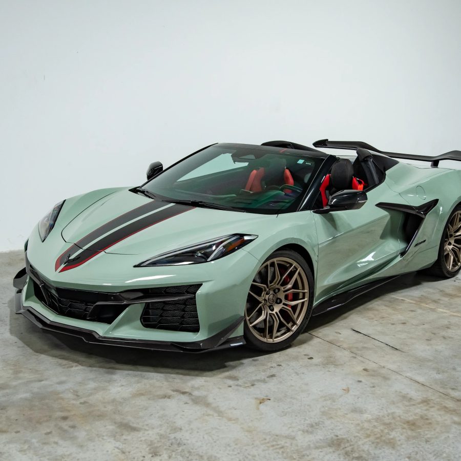 The LT1 VS The LS1: The Ultimate Corvette V8 Showdown