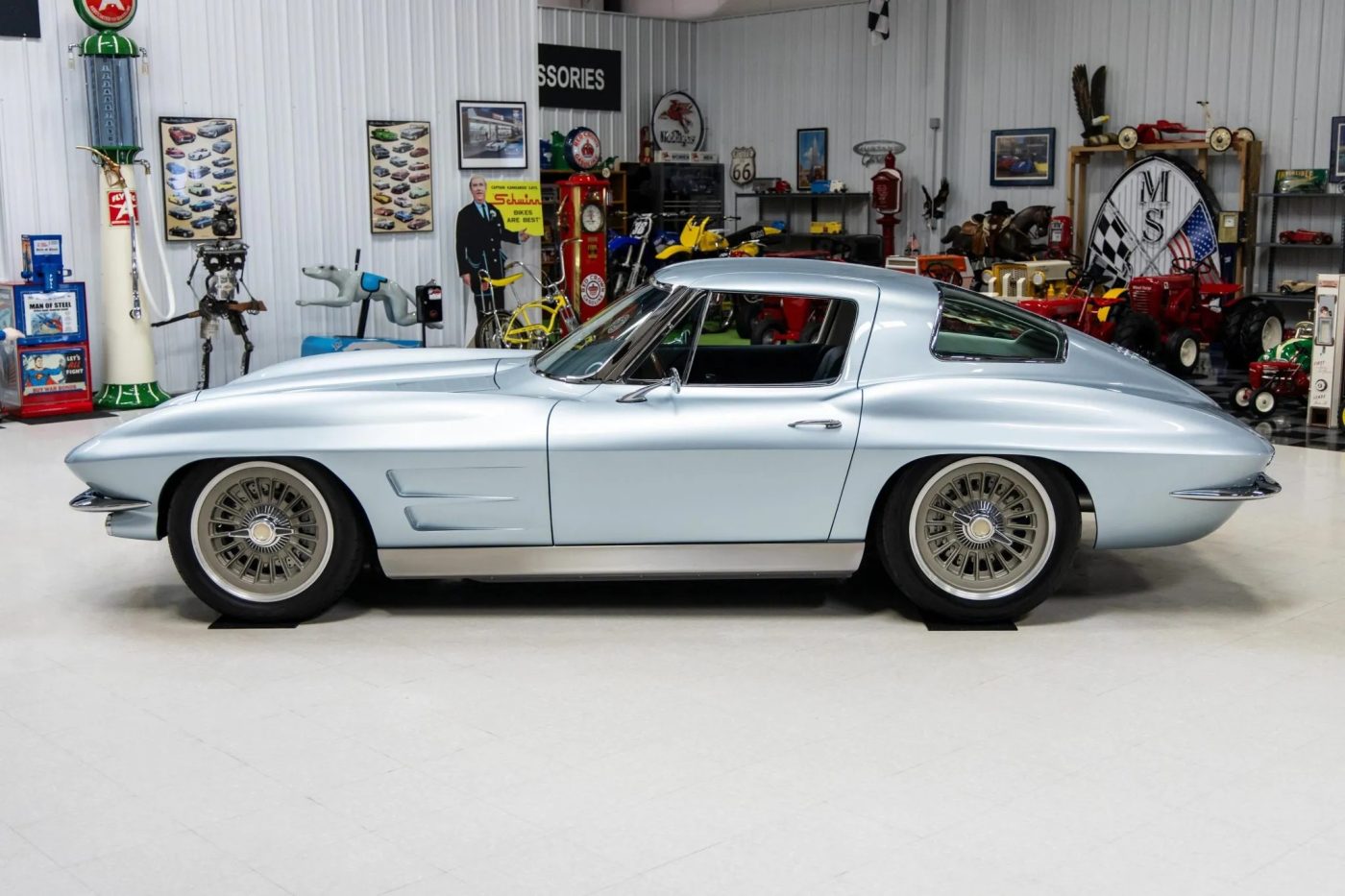 Award-Winning 1963 Corvette Split-Window Restomod Up For Grabs
