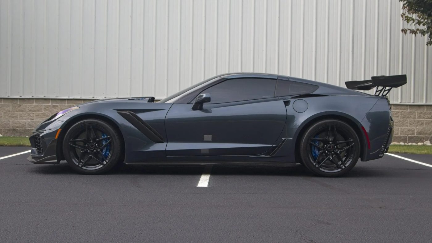 FOR SALE: 2019 Chevrolet Corvette ZR1 Coupe 3ZR ZTK