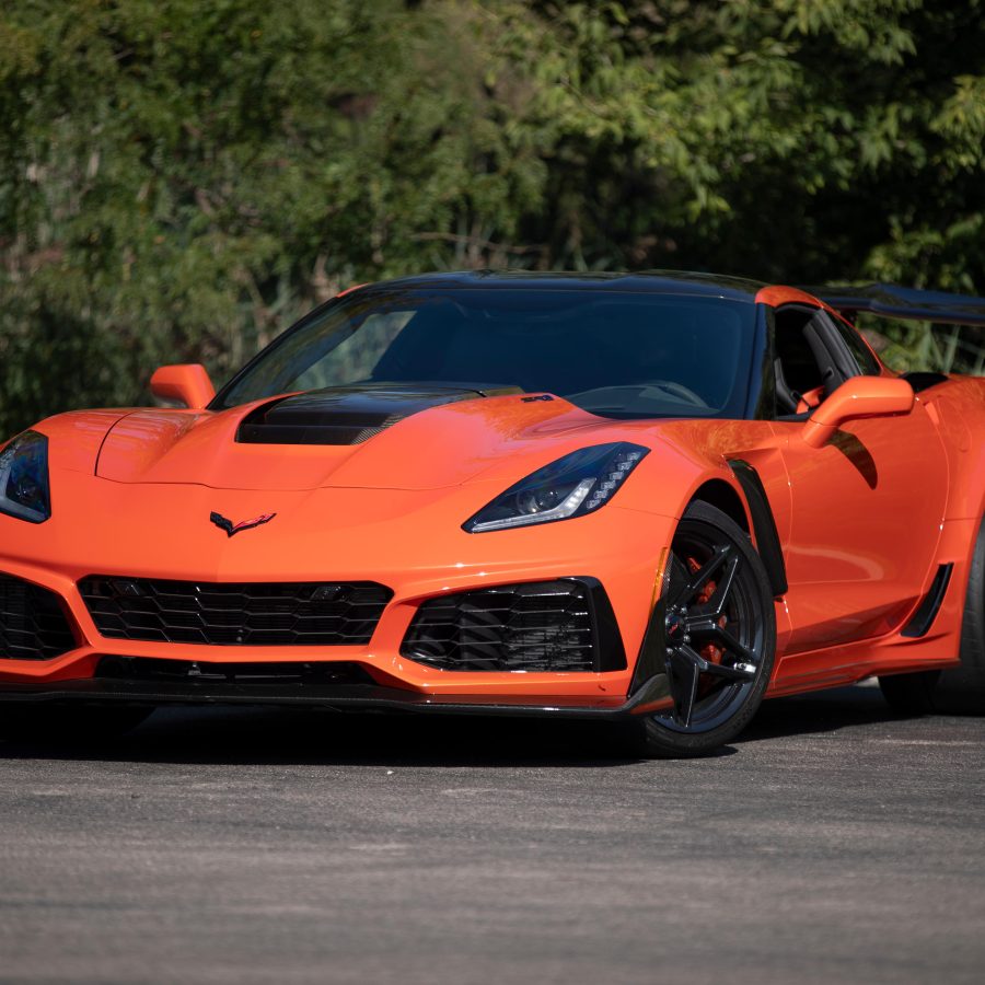 A Closer Look At Corvette C8 Stingray R