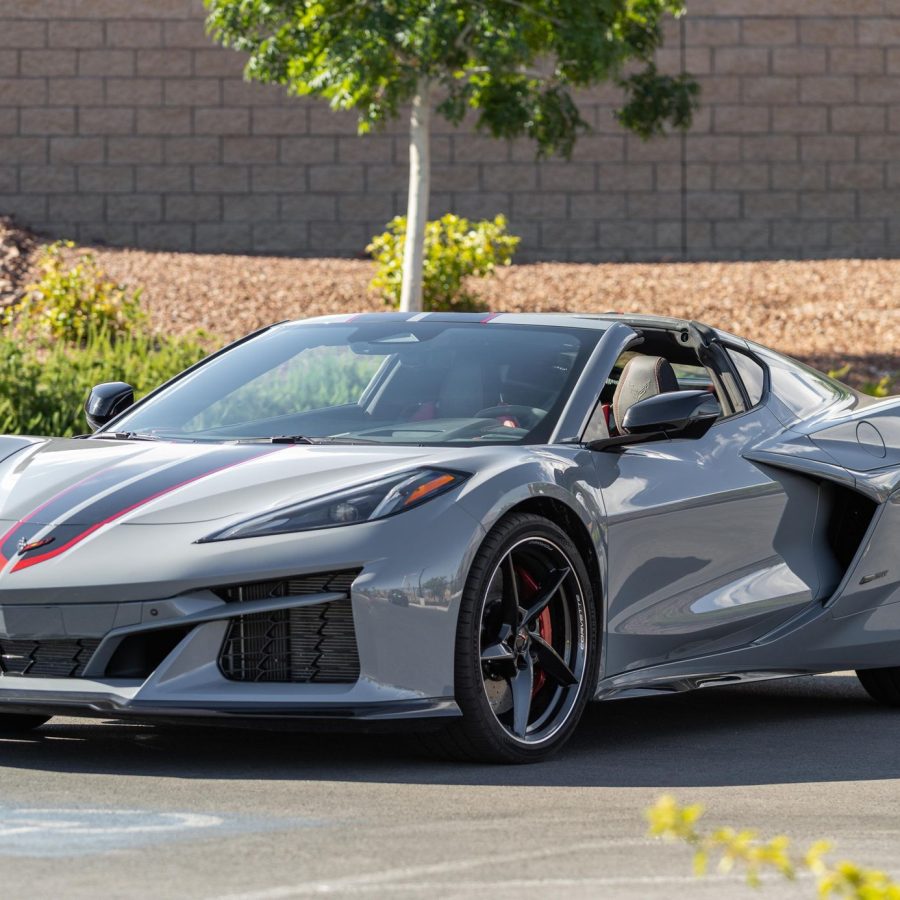 Chevrolet LT2 Engine: Specifications, Applications, & More