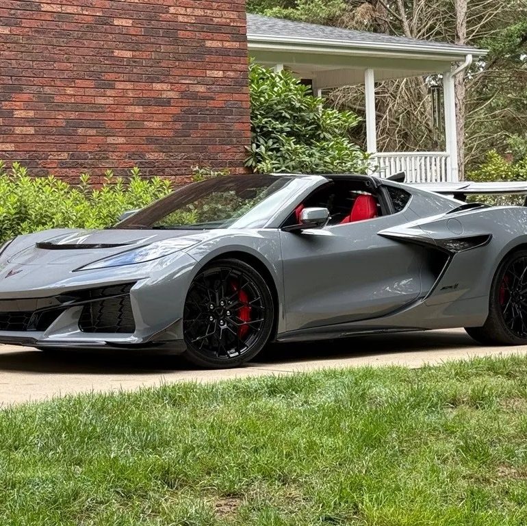 2025 Corvette ZR1 Sets Record As Fastest Gas Car On Edmunds U-Drag