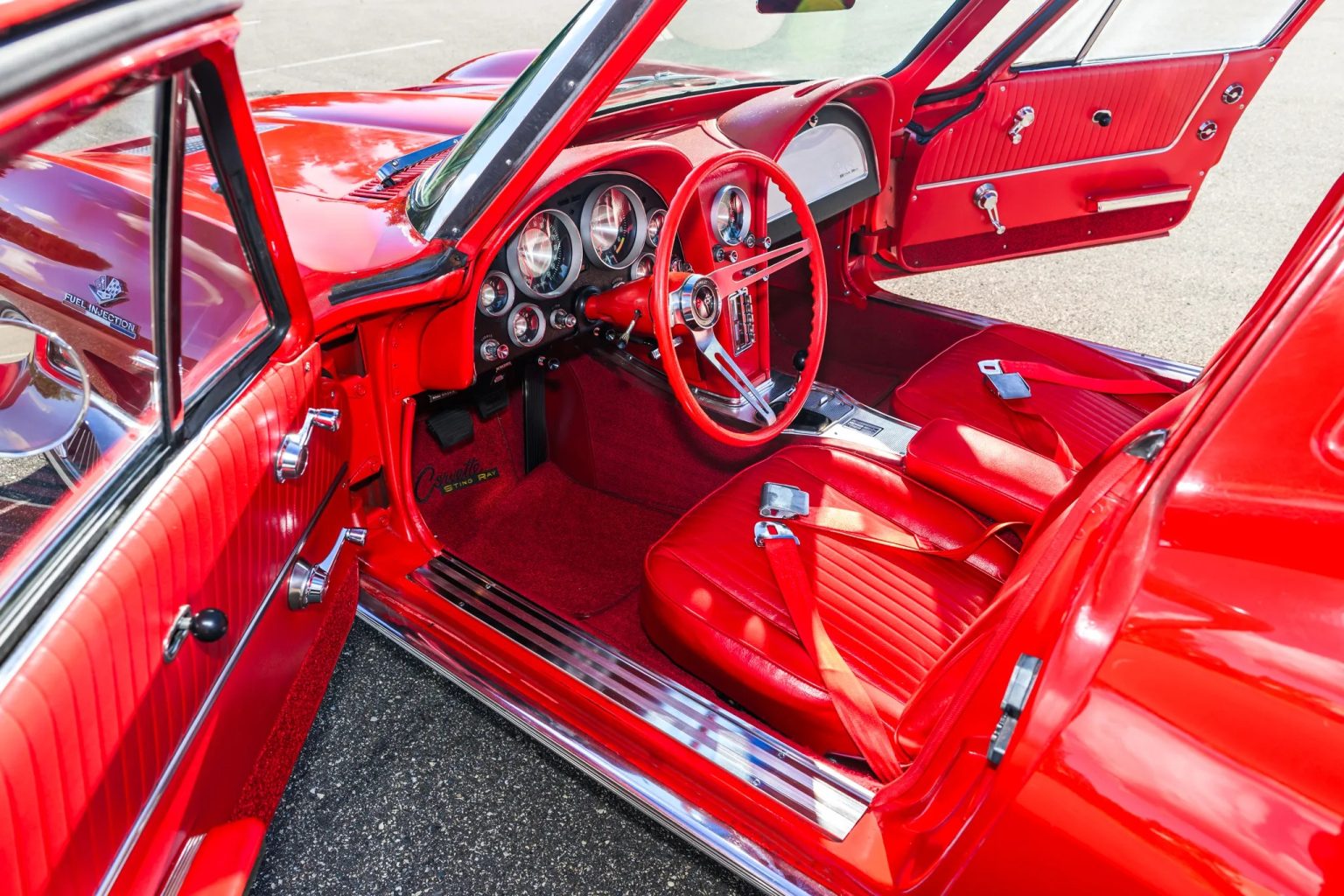 FOR SALE: 1963 Chevrolet Corvette Split-Window Coupe L84 327/360 Fuelie