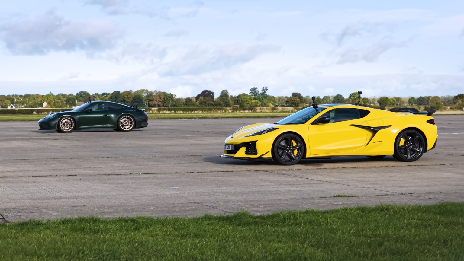 Corvette Z06 Drag Races The Porsche 911 GT3