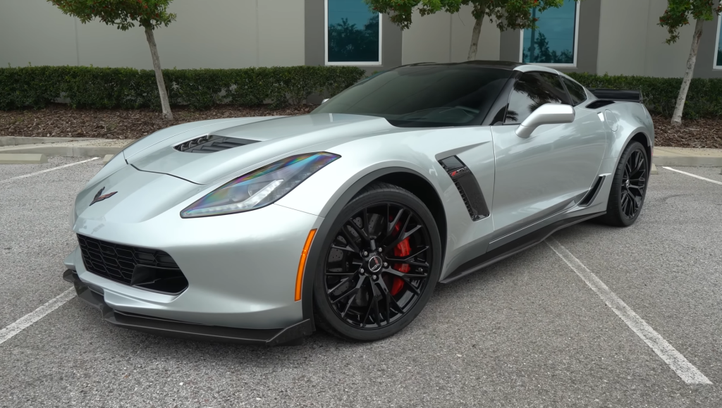 Driving a 720HP C7 Z06 With The Z07 Performance Package