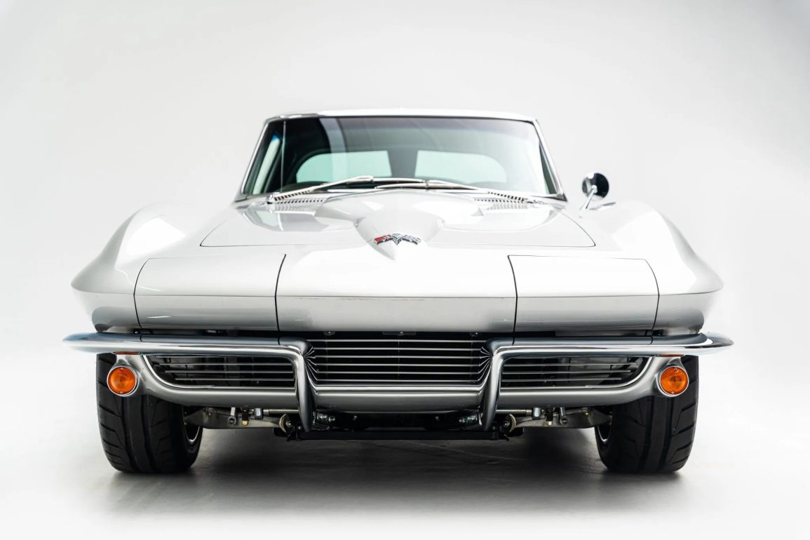 1963-Chevrolet-Corvette-Split-Window-Restomod (10) | | CorvSport.com
