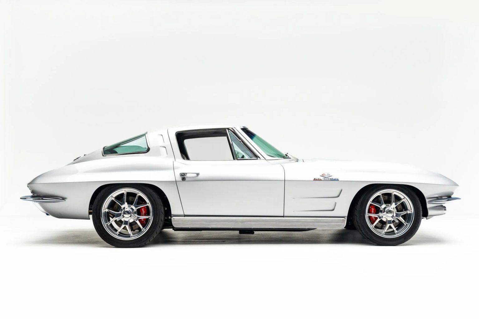 FOR SALE: 1963 Chevrolet Corvette Split-Window Restomod