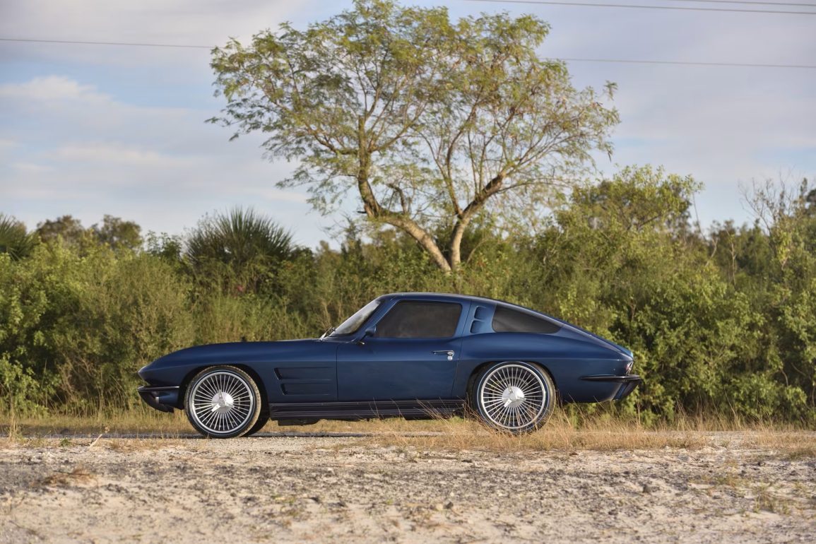 1963-Chevrolet-Corvette-Studio-Concept-Split-Window-Coupe (2 ...