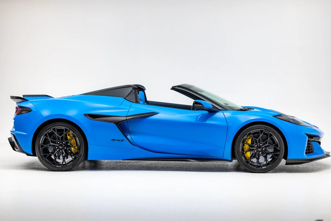 FOR SALE: 2025 Chevrolet Corvette ZR1 Convertible Launch Edition