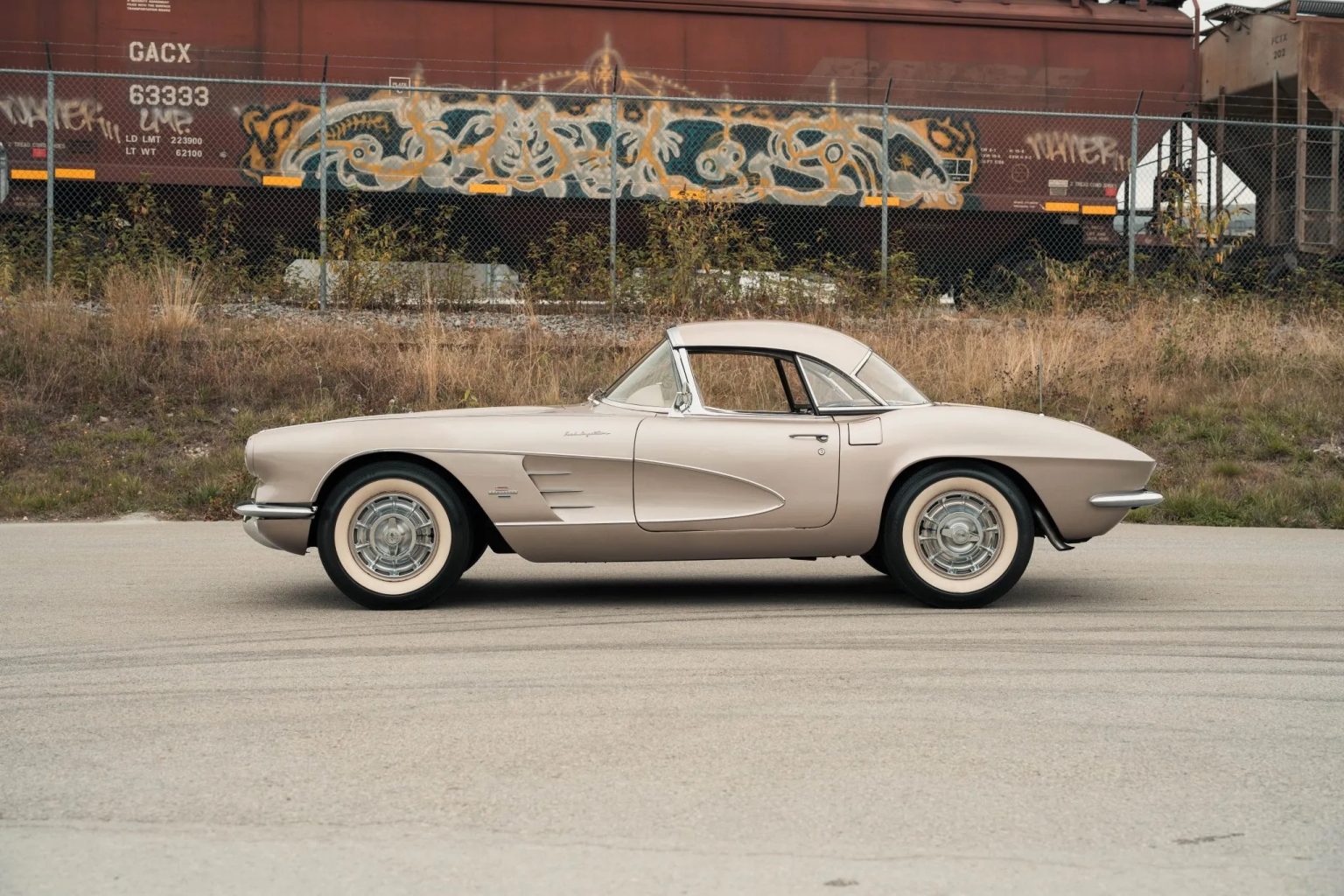 1961-Chevrolet-Corvette-Fuelie (2) | | CorvSport.com