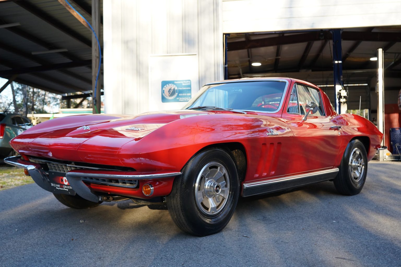 FOR SALE: 1966 Chevrolet Corvette Sting Ray 427