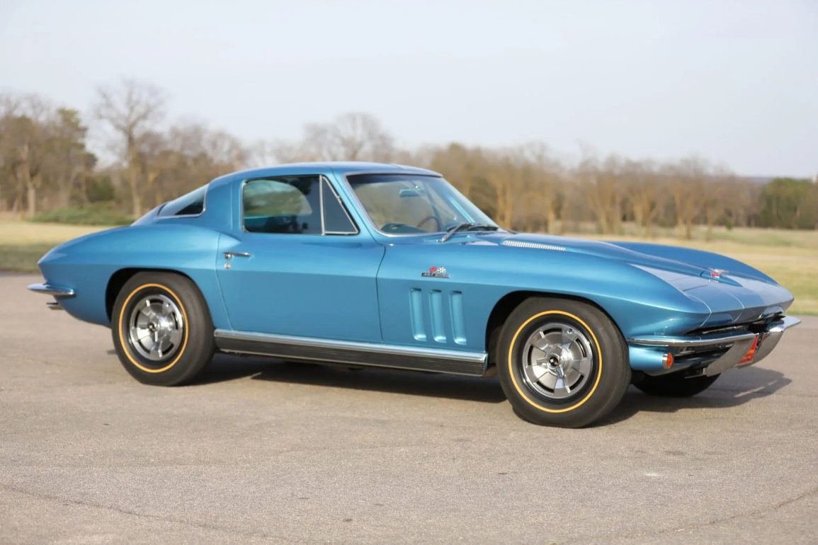 FOR SALE: 1966 Chevrolet Corvette Coupe L36 427/390