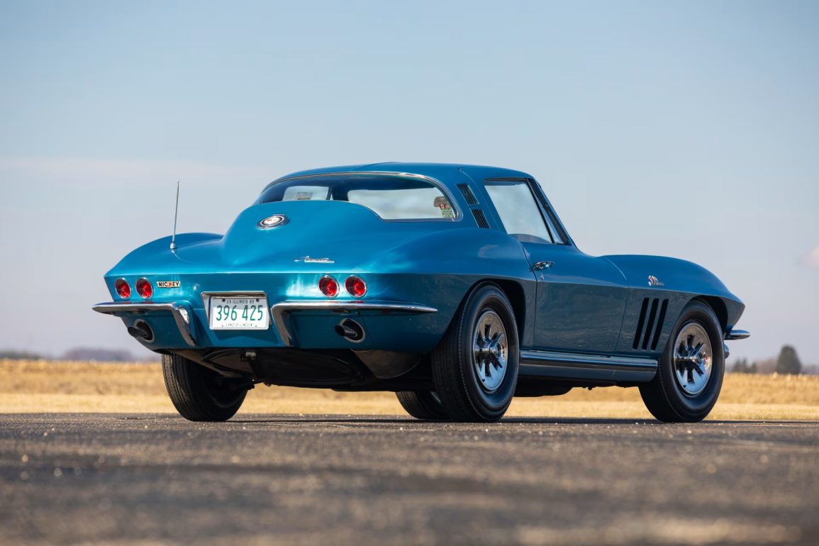 FOR SALE: 1965 Chevrolet Corvette Coupe