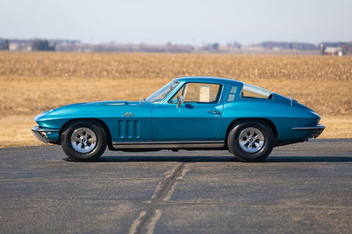 FOR SALE: 1965 Chevrolet Corvette Coupe