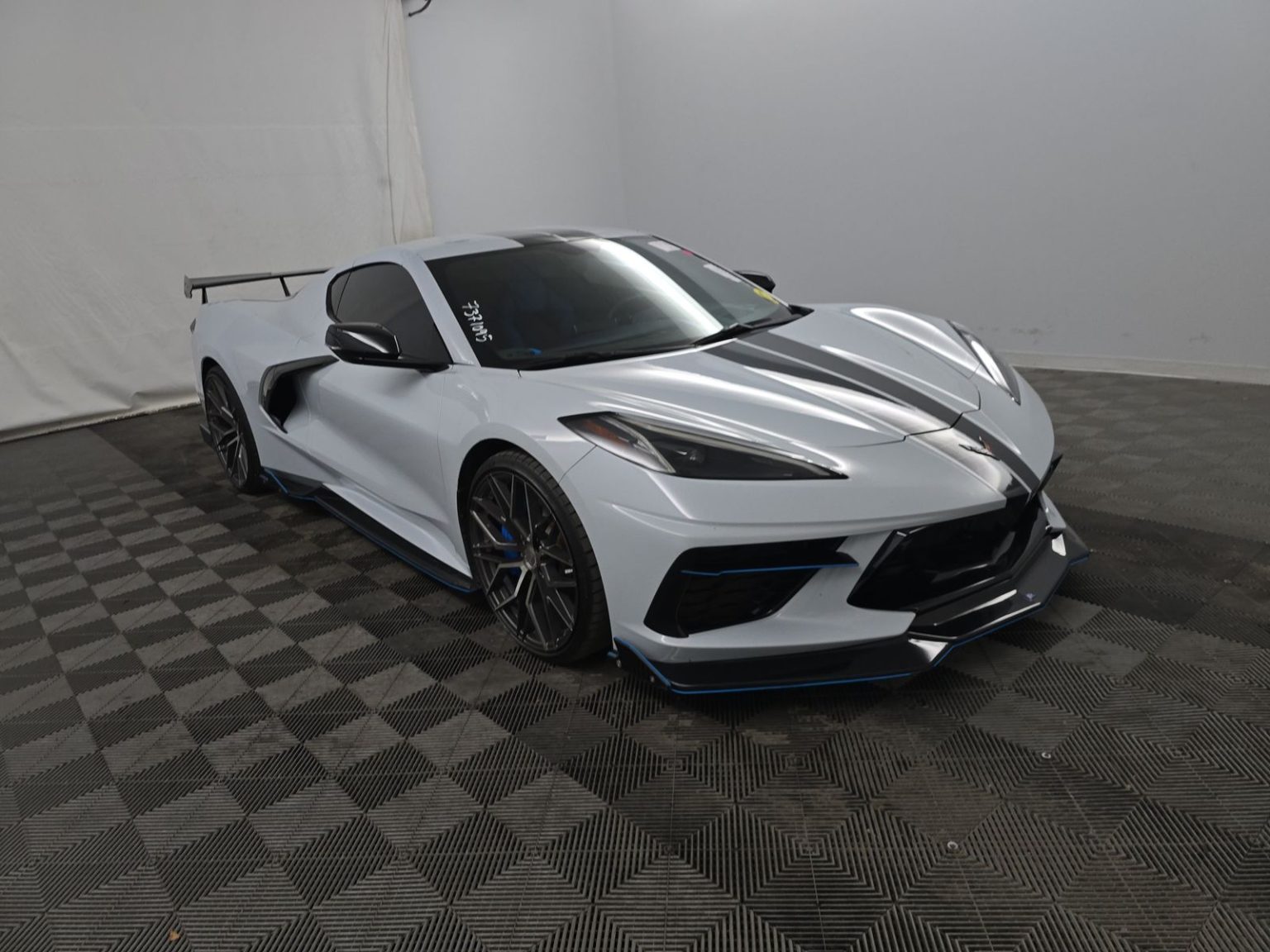 Records Roll Through The Corvette Wholesale Lanes: 1st ‘63 Split-Window ...