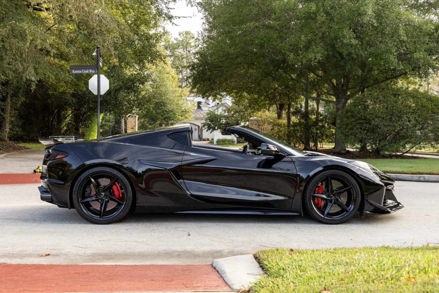 2024-Chevrolet-Corvette-E-Ray-Coupe (5) | | CorvSport.com