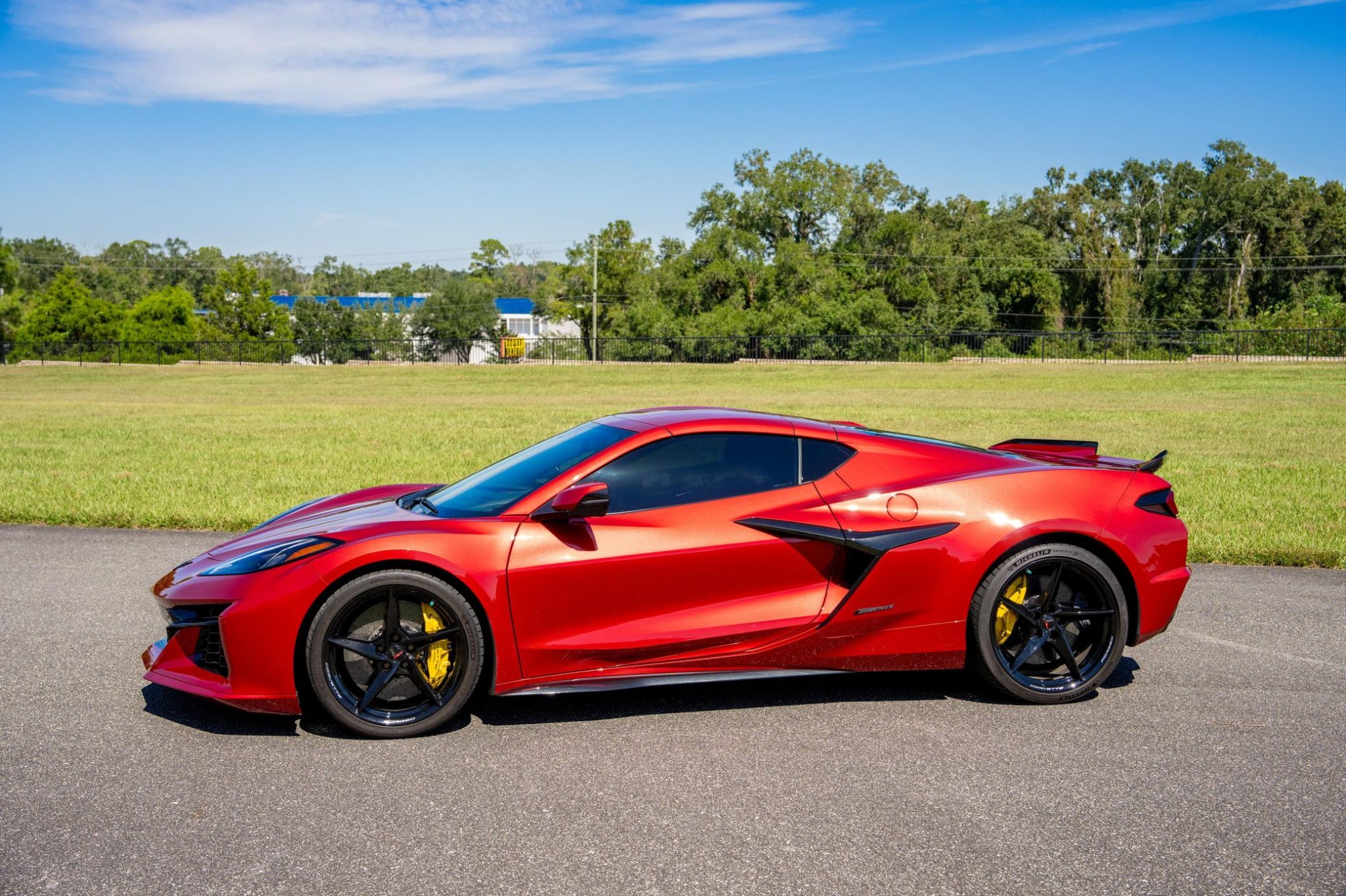2025-Chevrolet-Corvette-E-Ray-Coupe (3) | | CorvSport.com